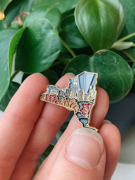 New York Pin – Summer Stokes Art